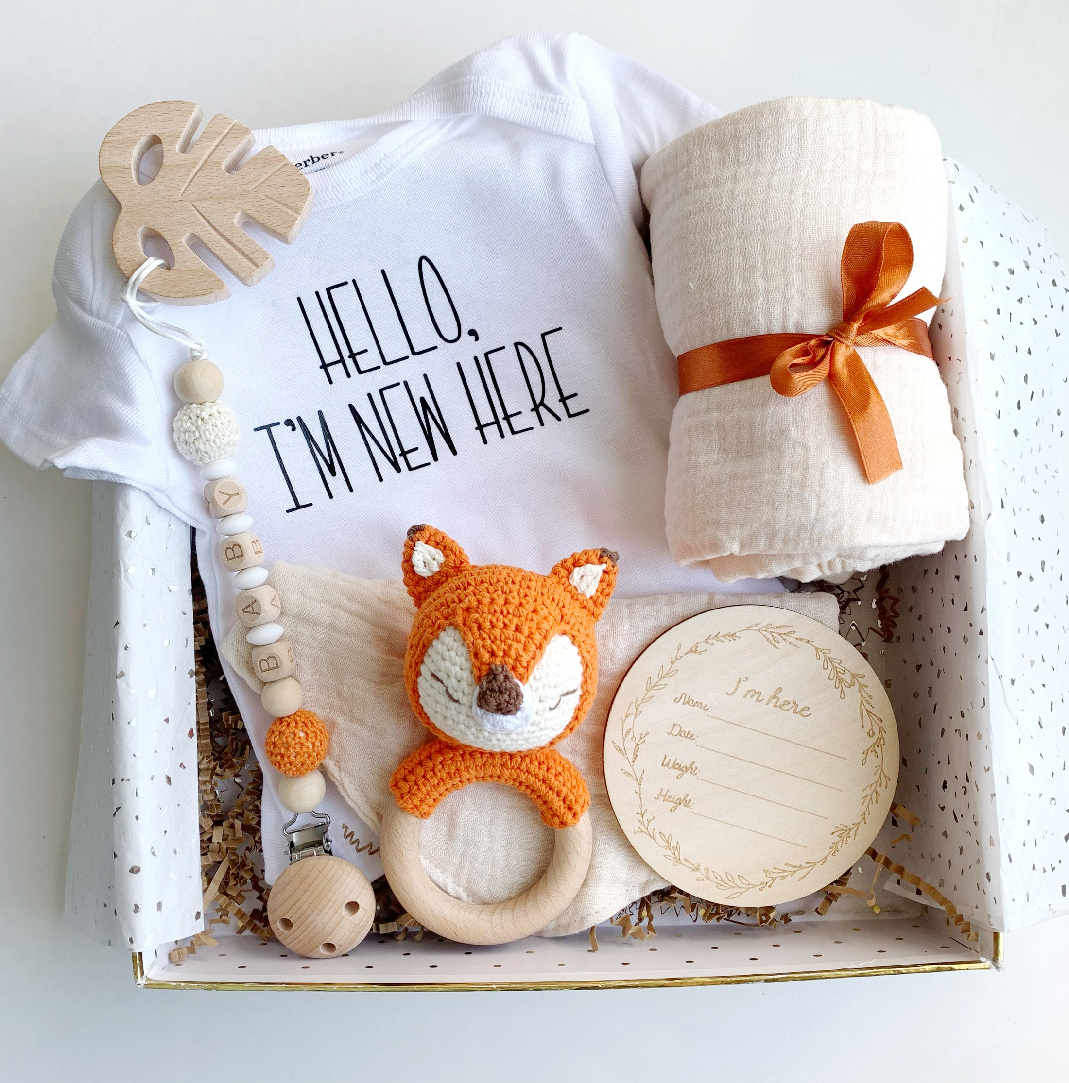 Gender Neutral Baby Shower Gift Box Set, Newborn Boy/Girl Gift basket